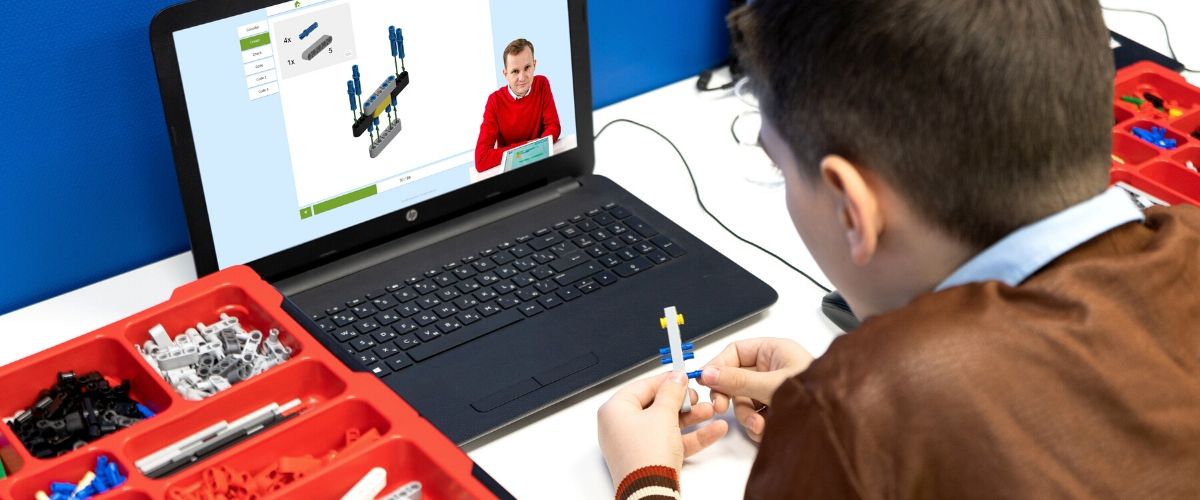 Distance learning for robotics and coding. Business plan.